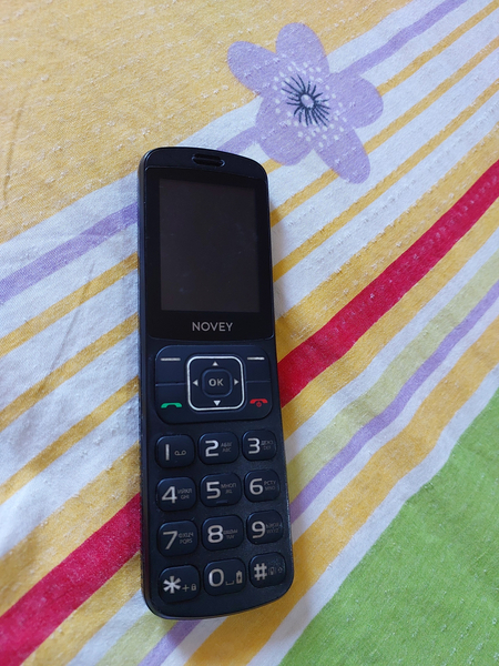 Novey sotiladi sastoyanasi yaxshi 100000 bo'lishi