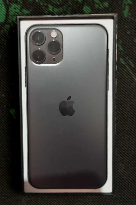Zudlik bilan Iphone 11pro 64g sotiladi