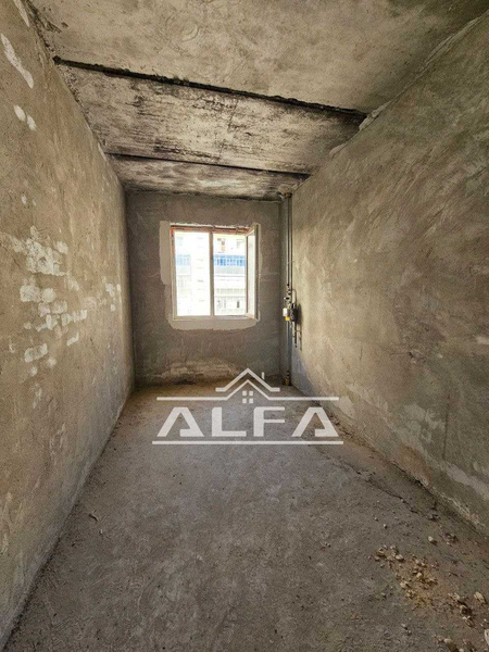 2 xonali 62m² 4-qavat sotiladi.