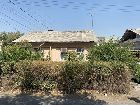 Продаётся  участок  под  застройку