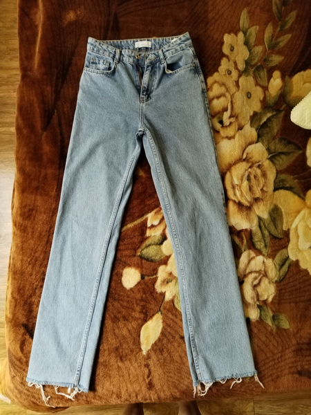 Продам новые джинсы Just
