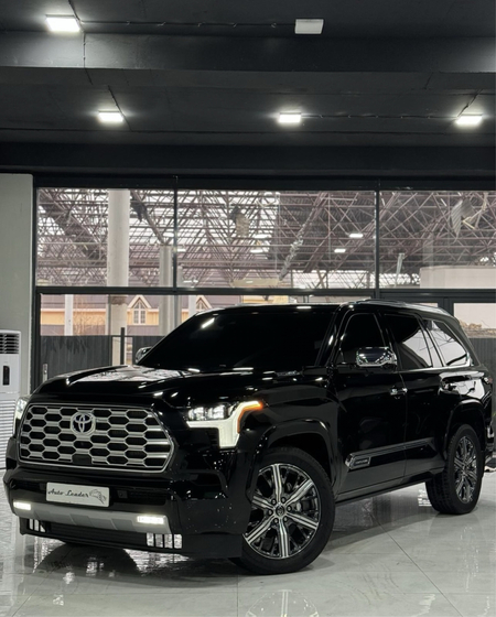 TOYOTA Sequoia iForce Max Capstone