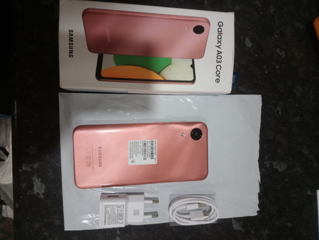 Телефон Samsung A03