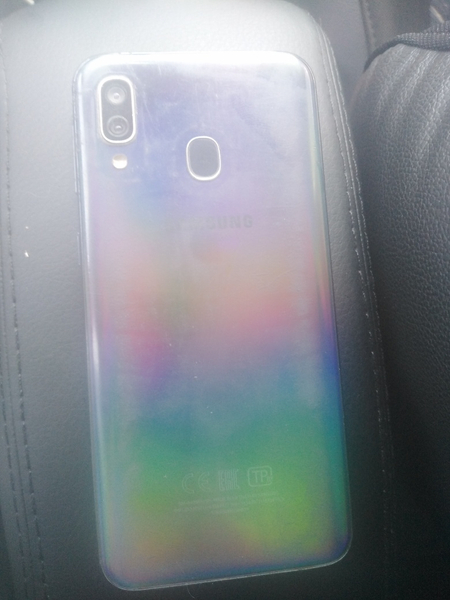 Samsung a40 4.64 xotra