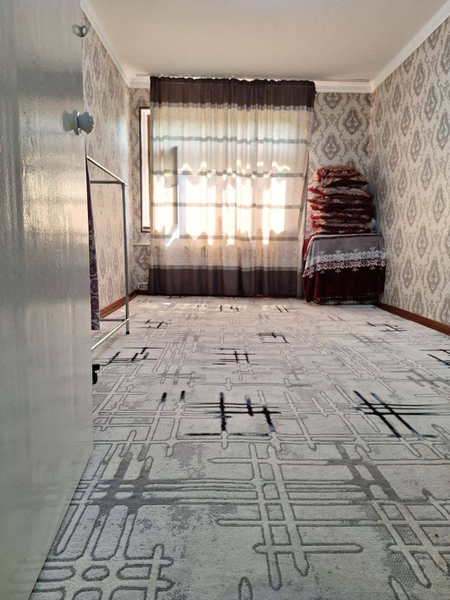 Срочно продается квартира Чиланзар 11 квартал, 3/4/4 64 м2