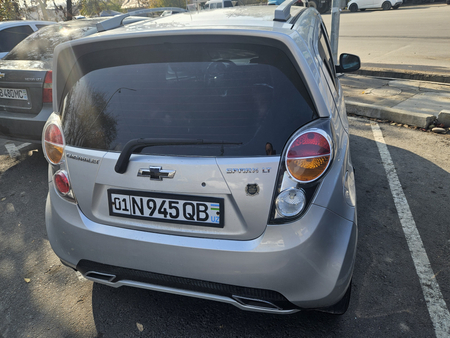 Siroshna sotlad Sipark gaz yőq 3 .4 joyda kirask bor suvag butu