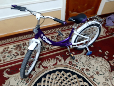 Velosiped sotiladi.Holati a\\\'lo.