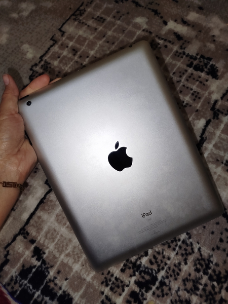 Ipad 32gb сатылады