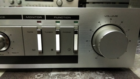 Усилитель Pioneer sa-301.