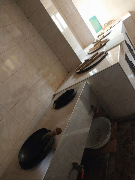 Tayyor Biznes ! Kogon shaxarda bino sotiladi. 2 etaj va podval