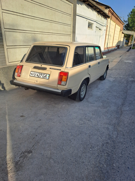 Vaz 2104 sotiladi 2102 narxiga