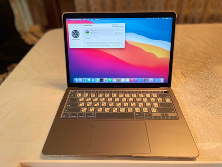 Apple M1 13 8 GB 256 GB SSD