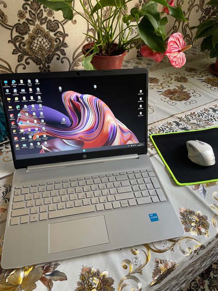Продается ноутбук Asus i3