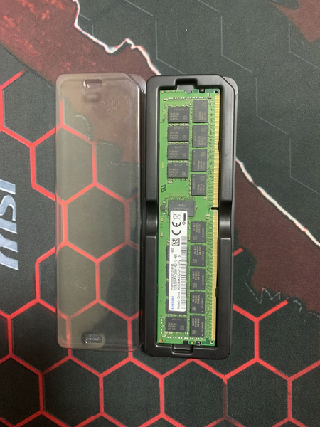 Продам ОЗУ Samsung 32 GB DDR4 2666V от сервера!!!