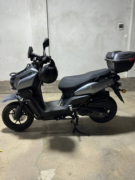Skuter tank benzin