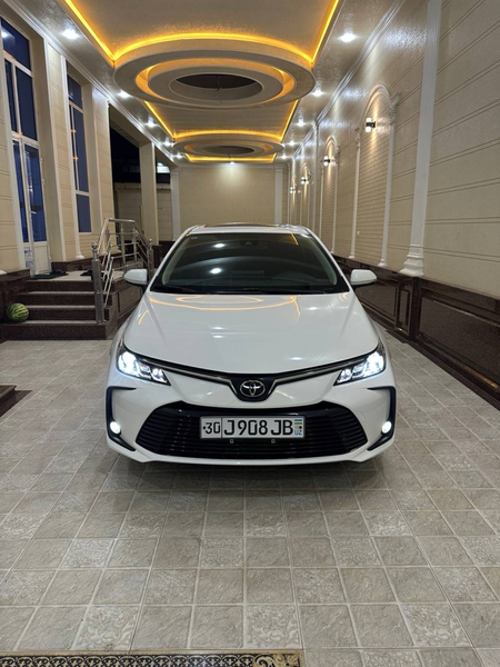 Tayota carolla sotiladi 2023
