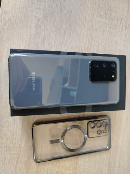 Samsung galaxy s20 Ultra  Vietnam