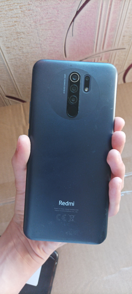 Redmi 9 в хорошем состоянии