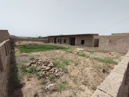 Uchastka sotiladi