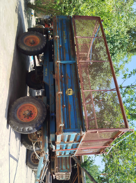 Traktor T28 pirsepi bilan
