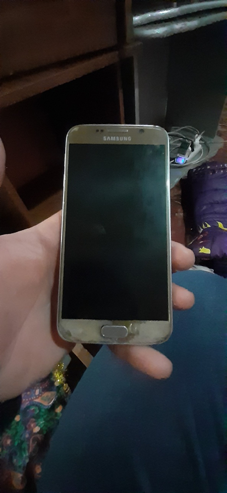 Samsung s6 sotiladi