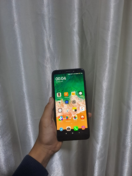 Redmi 5 plus 3/32 gb