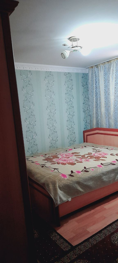 Продаётся 3 комнатная квартира в городе Караулбазар ул Бобура дом 19