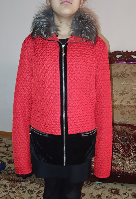 Qizil kurtka 150000