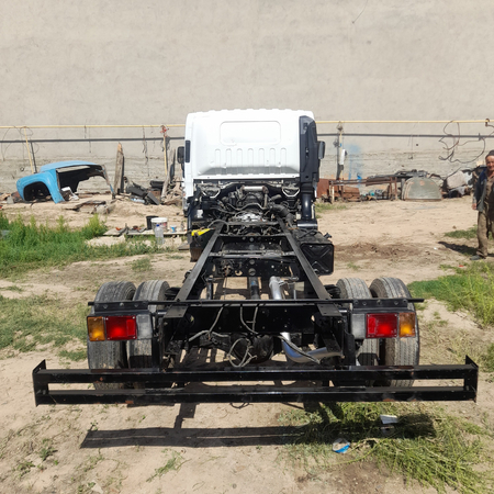 Isuzu shassi 2008