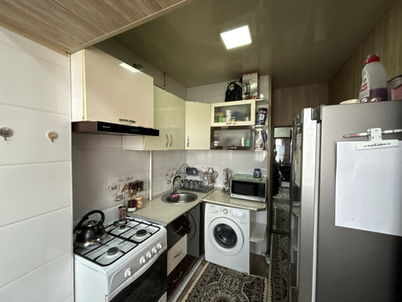 Срочно. 5/5/5. 96м² Ор: Метро Туркистан. С ремонтом и мебель техниками