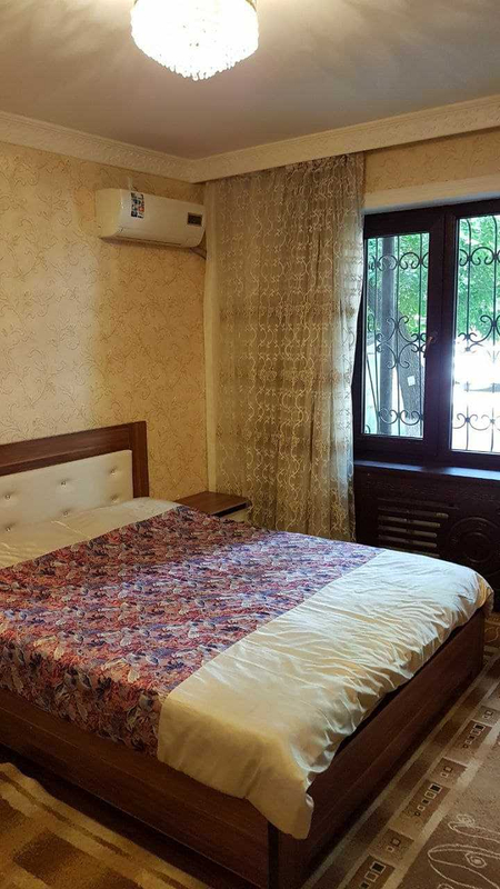 Срочно сдам 2-ком/2/4 ул. Шота Руставели, ор-р парк Бабур.