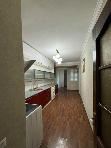 Продается  2-х ком. квартира  Ц-1