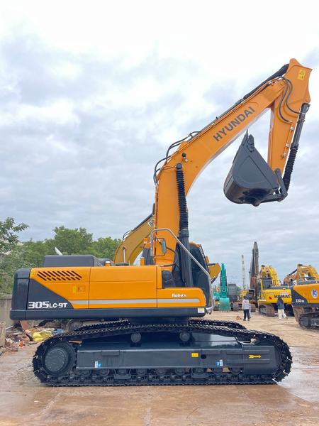 Huyndai R305LC-9