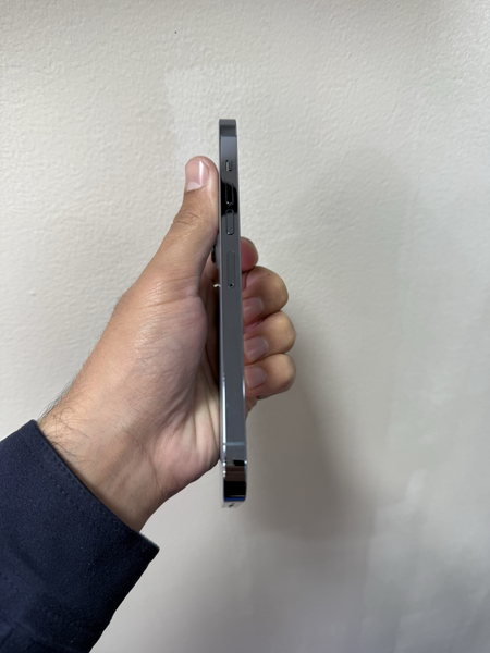 iPhone 13 pro max blue 128gb