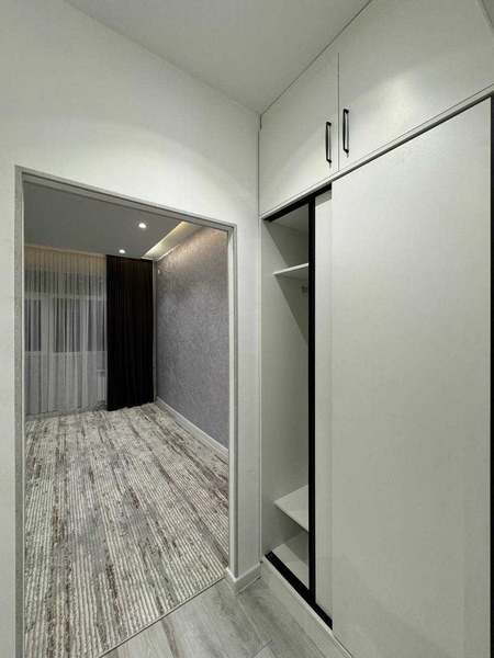 谷 130433 谷 Chilonzor tumanida kvartira sotiladi [45 м²]