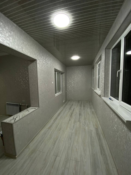 Продаётця евроремонт 4 комнатной квартира 94кв Паркентский