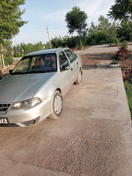 Срочно сотилади Nexia 2 2011