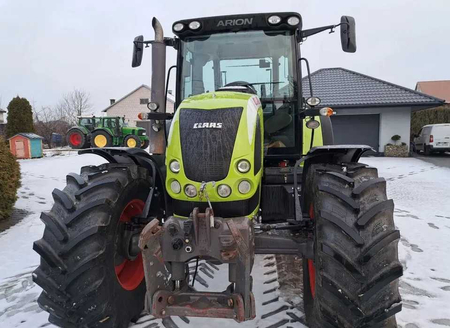 Claas Arion 640 CIS nasiyaga beriladi