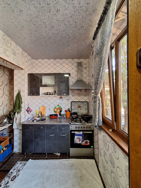 СРОЧНА Продаётся 4-х кв на Юнусабад 15-й