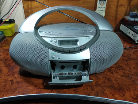 SONY магнитофон.