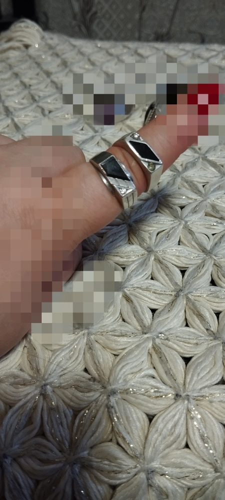 Продается серебро перстень