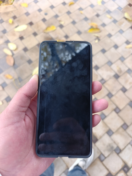 Redmi 11 pro sotaman