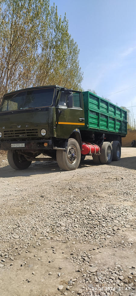 KAMAZ sotiladi sirochni