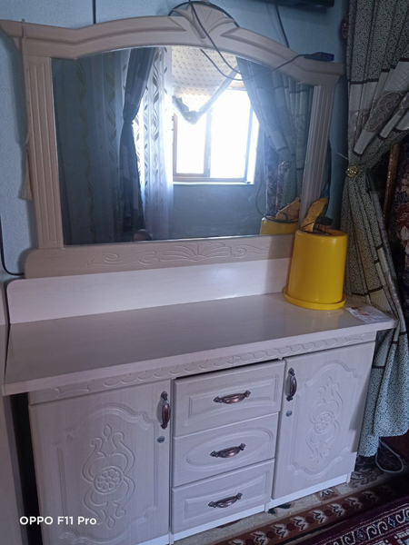 Ideal Holatdagi kamplek mebellar sotiladi
