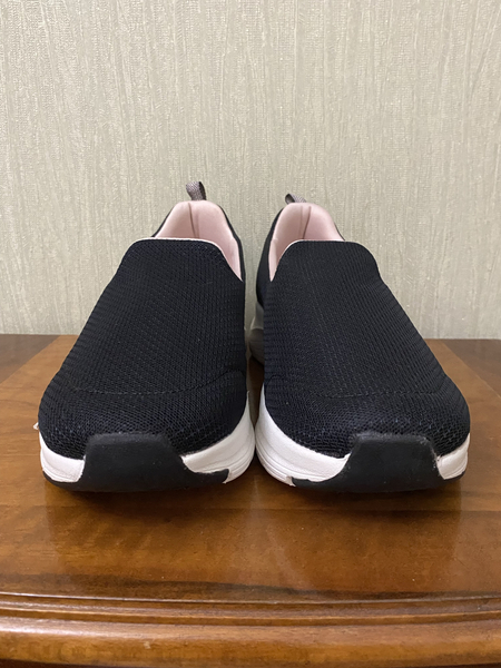 Спортивные оригинальные кроссовки Skechers