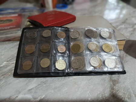 Hammasini 500 minga beramanSotiladi  narxini kelishamiz