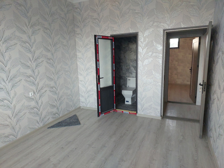 Продаётся дом коттеджи 1 соток 3 комната + кухня  2 этажного дома