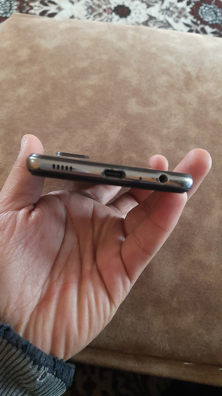 Galaxy a52 4/128 narxini kelishamiz