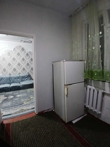 Chilonzor 12 kv Farxod bozori 4 xona Oilaga beriladi 500 ga