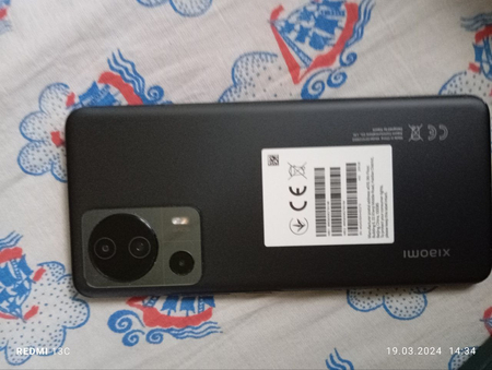 Xiaomi13lite в хорошем состоянии